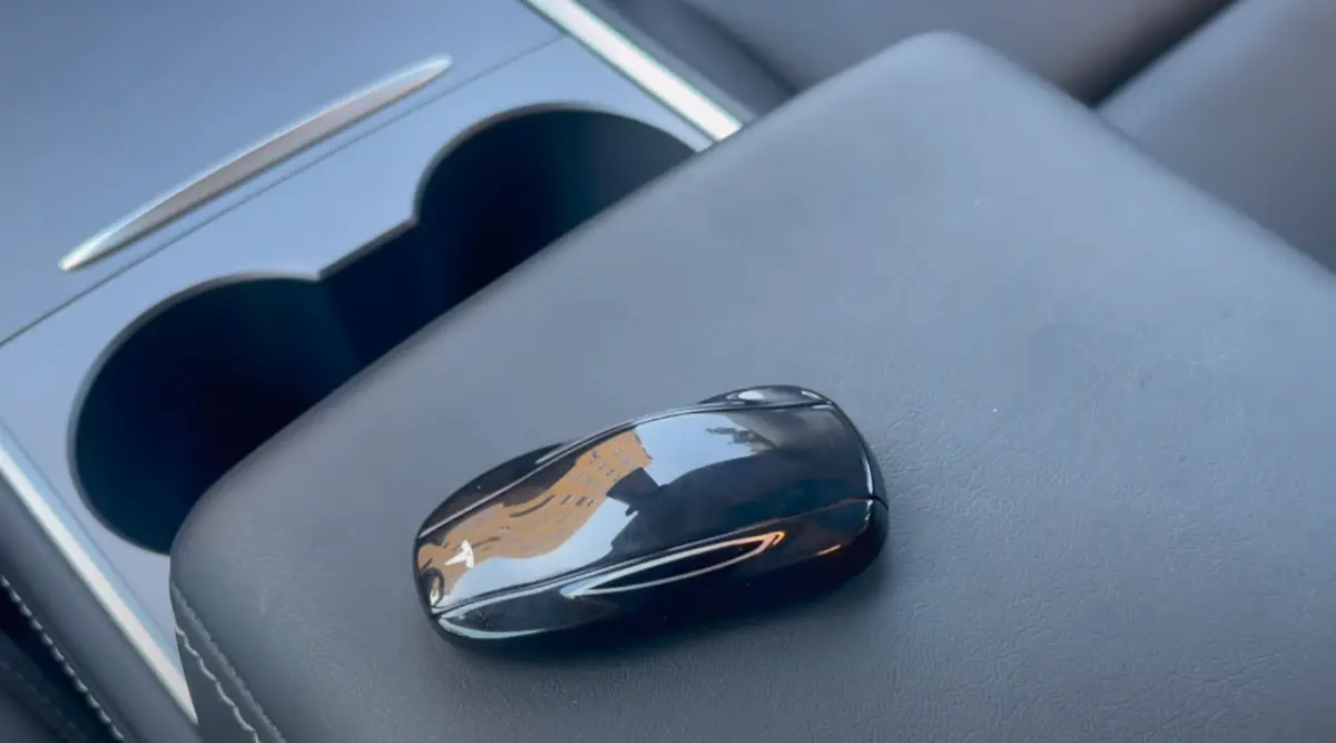 5 Causes Your Tesla Key Fob not Working (Problems Solved!) - Ev Seekers
